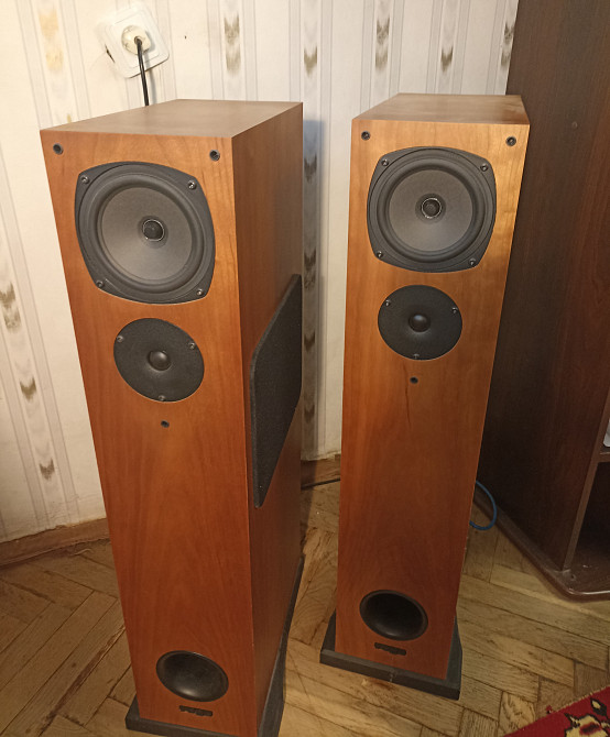 Rega R5 | Напольные колонки на RCN.com.ua