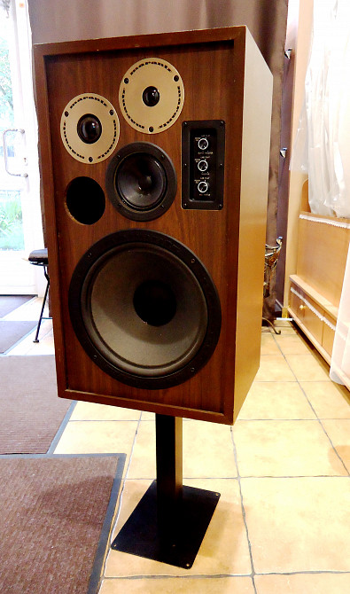 Marantz HD77 | RCN.com.ua