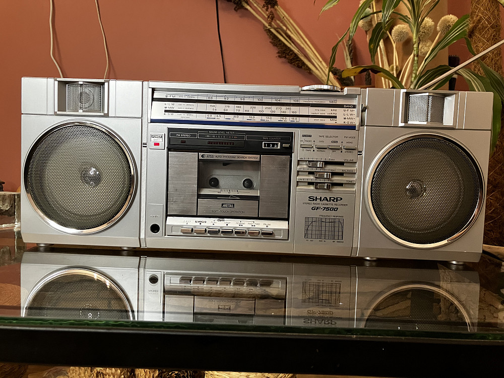 Магнітола Sharp GF 7500 | Портативные магнитофоны на RCN.com.ua
