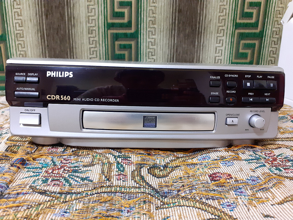 Philips CDR560 CD Player + Recorder | CD проигрыватели на RCN.com.ua