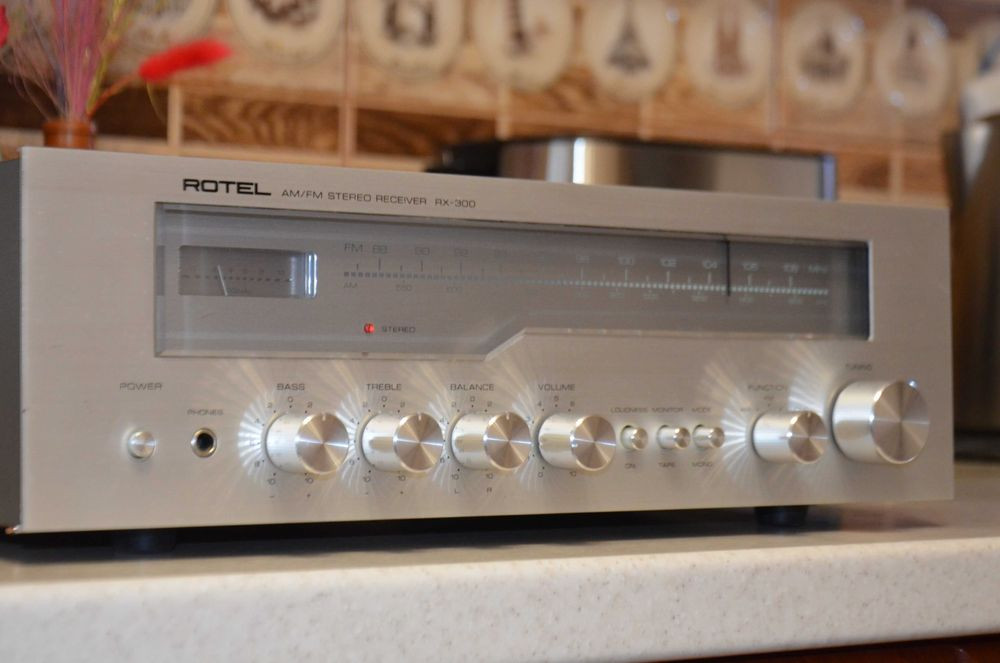 Ресивер Rotel RX 300 AM/FM Stereo Receiver Усилитель Rotel RX-300 ...